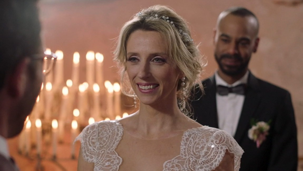 'Thuis'-actrice Tine Priem verrast iedereen met compleet nieuwe look ...